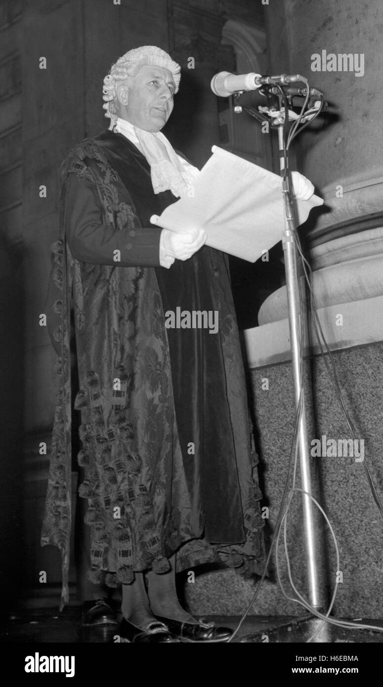 Serjeant At Arms High Resolution Stock Photography and Images - Alamy