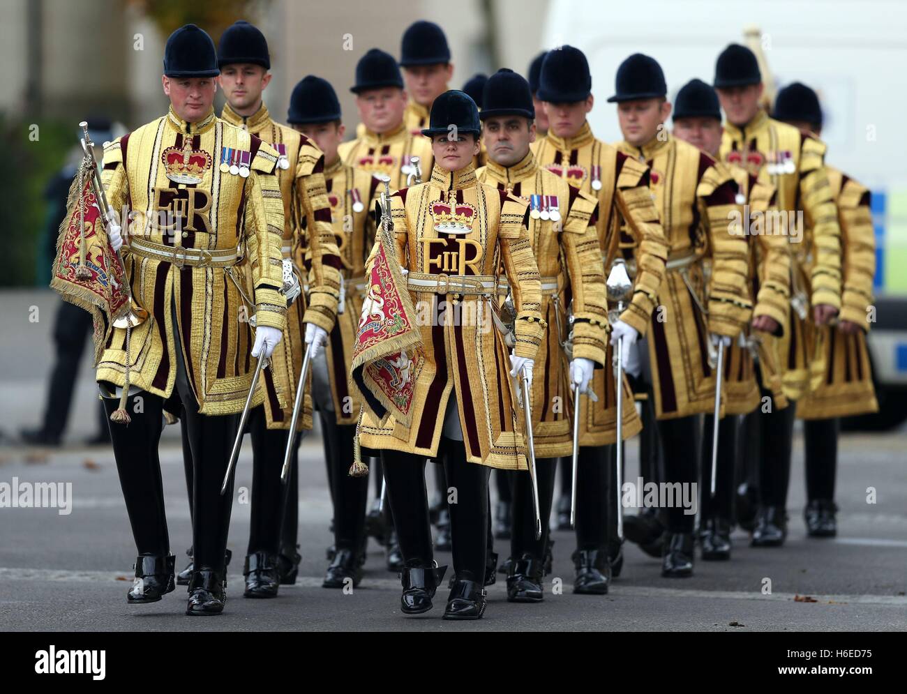 Queen mother square hi-res stock photography and images - Alamy