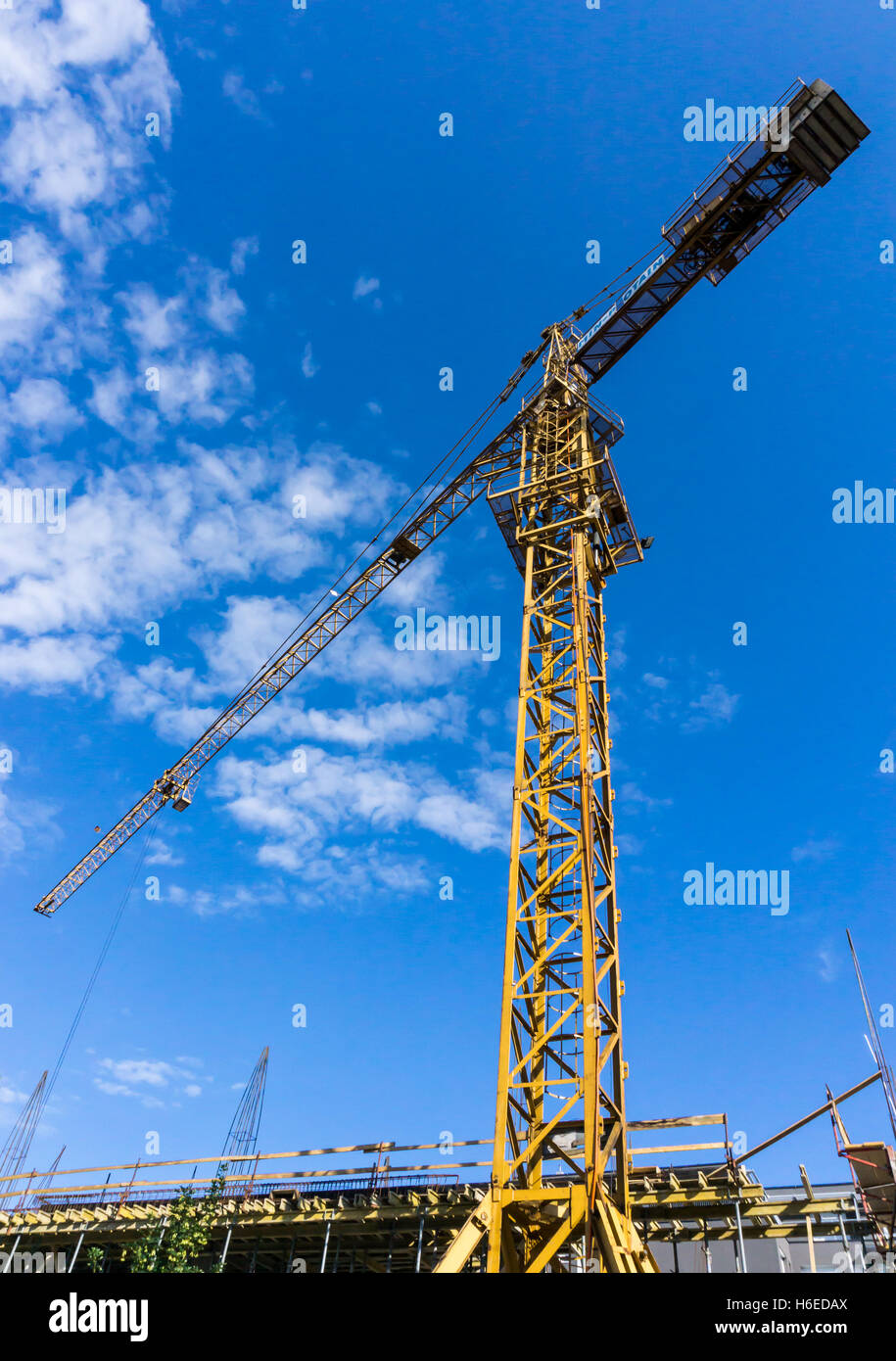 Crane on a building set Stock Photo - Alamy