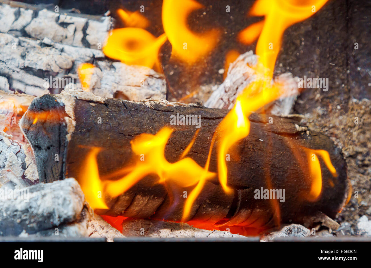 Wood Fire Close-Up wood smoke fire close-up Stock Photo - Alamy