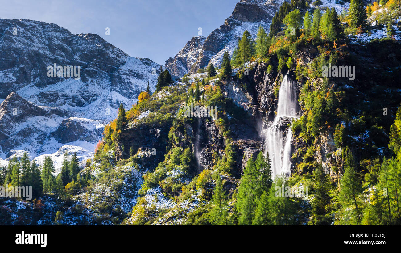 Powerful waterfall tumbles down hi-res stock photography and images - Alamy