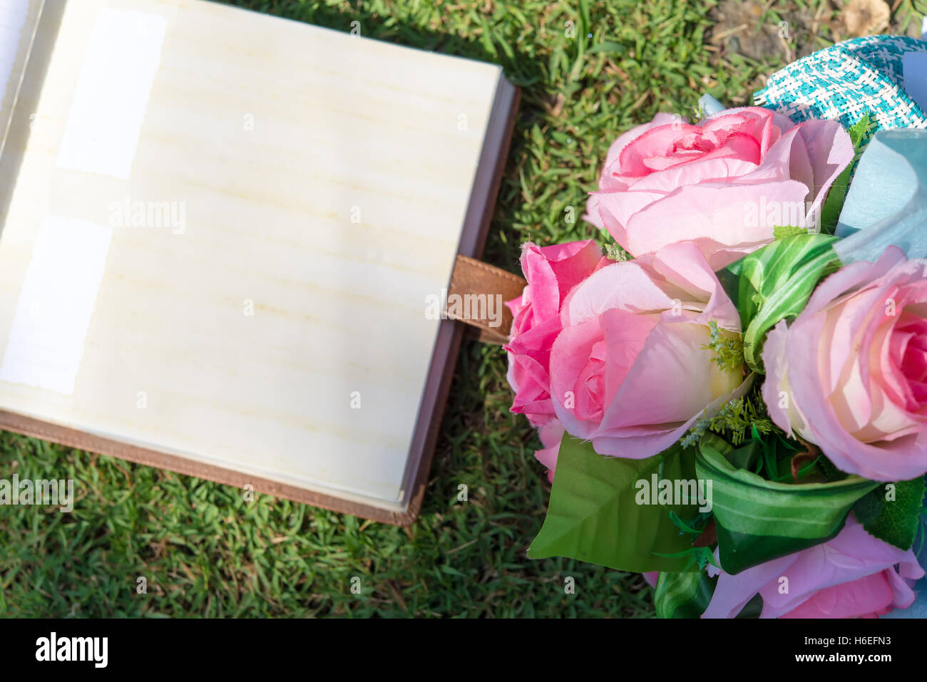 bouquet of flowers with blank page notebook Stock Photo - Alamy