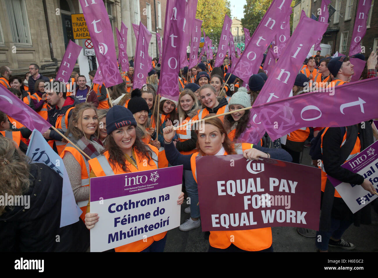 Equal pay protest hi-res stock photography and images - Alamy