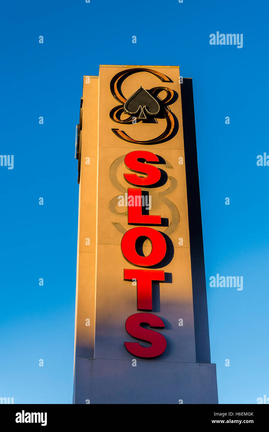 Slots sign hi-res stock photography and images - Alamy