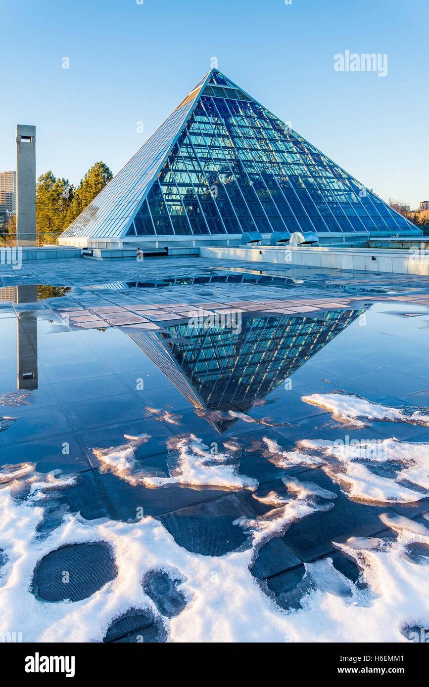 Muttart Conservatory pyramids, a Botanical Garden in Edmonton, Alberta ...