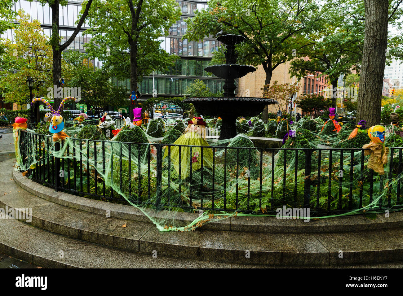 New York, United States. 27th Oct, 2016. Halloween decorations on ...
