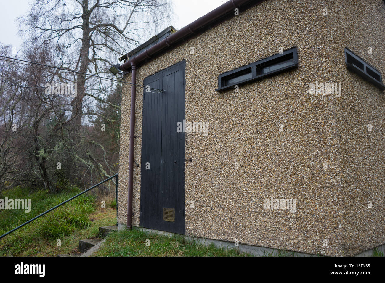 SEPA river hut, for measuring water flow on the river, with cacles ...