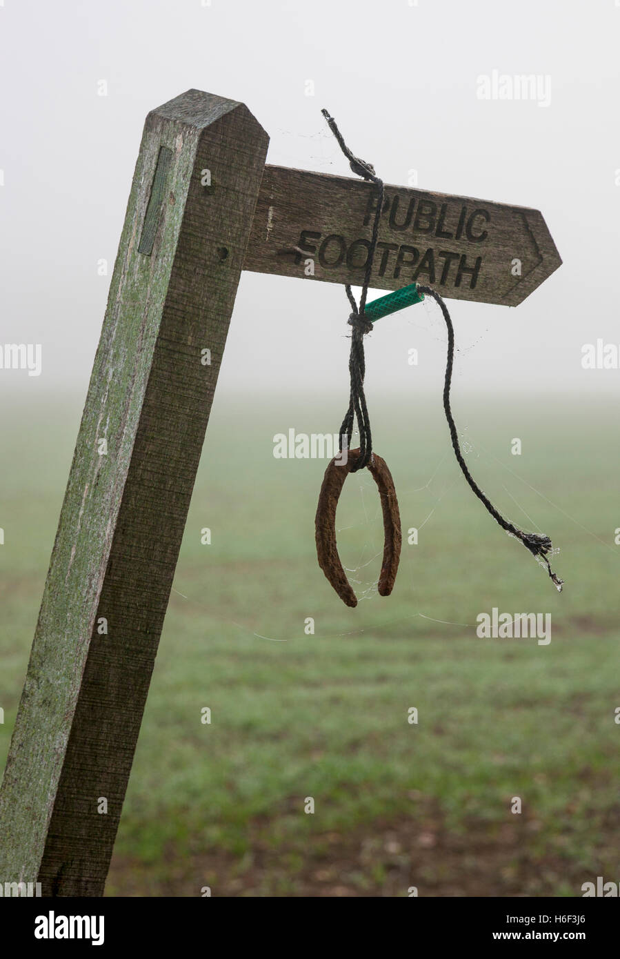 Sign mist hi-res stock photography and images - Alamy