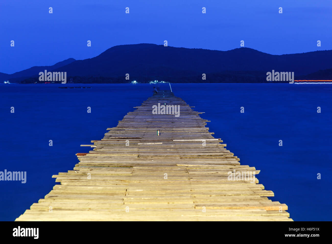 Landscape of Wooded bridge pier Stock Photo - Alamy