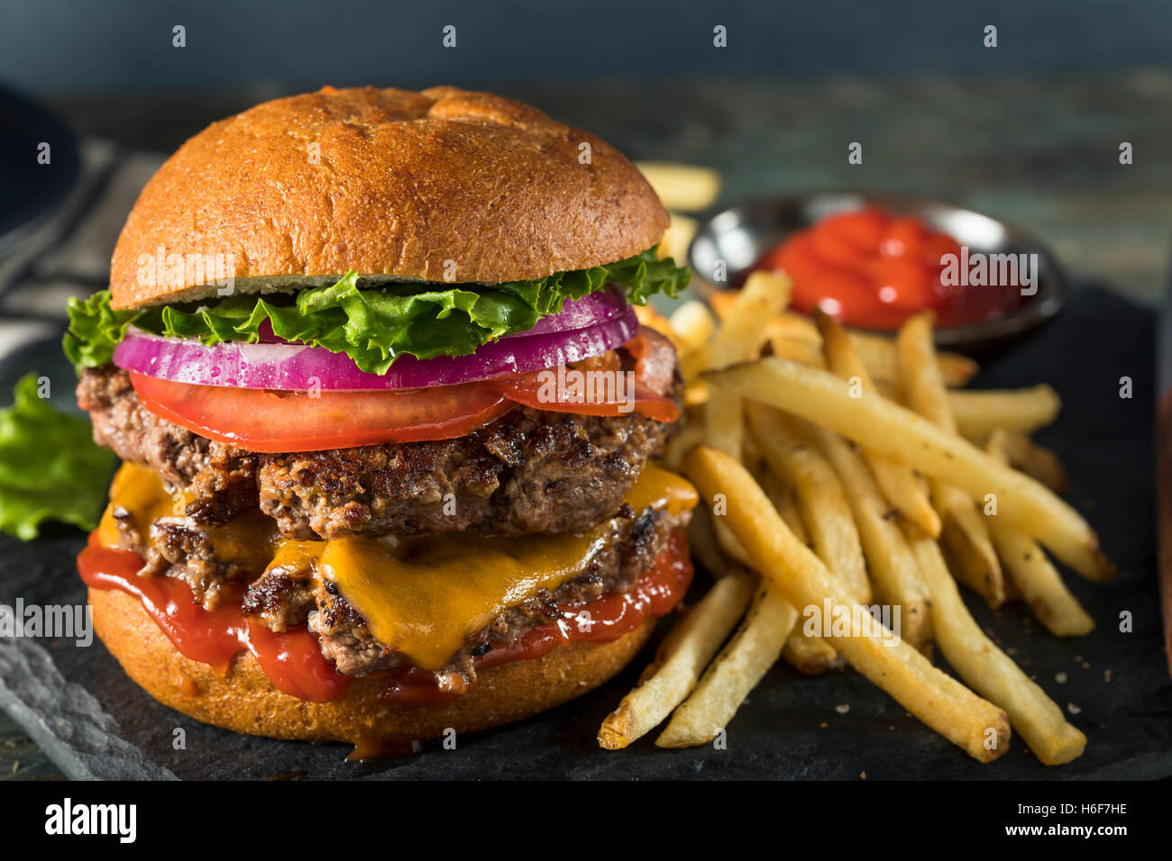 Smash burger hi-res stock photography and images - Alamy