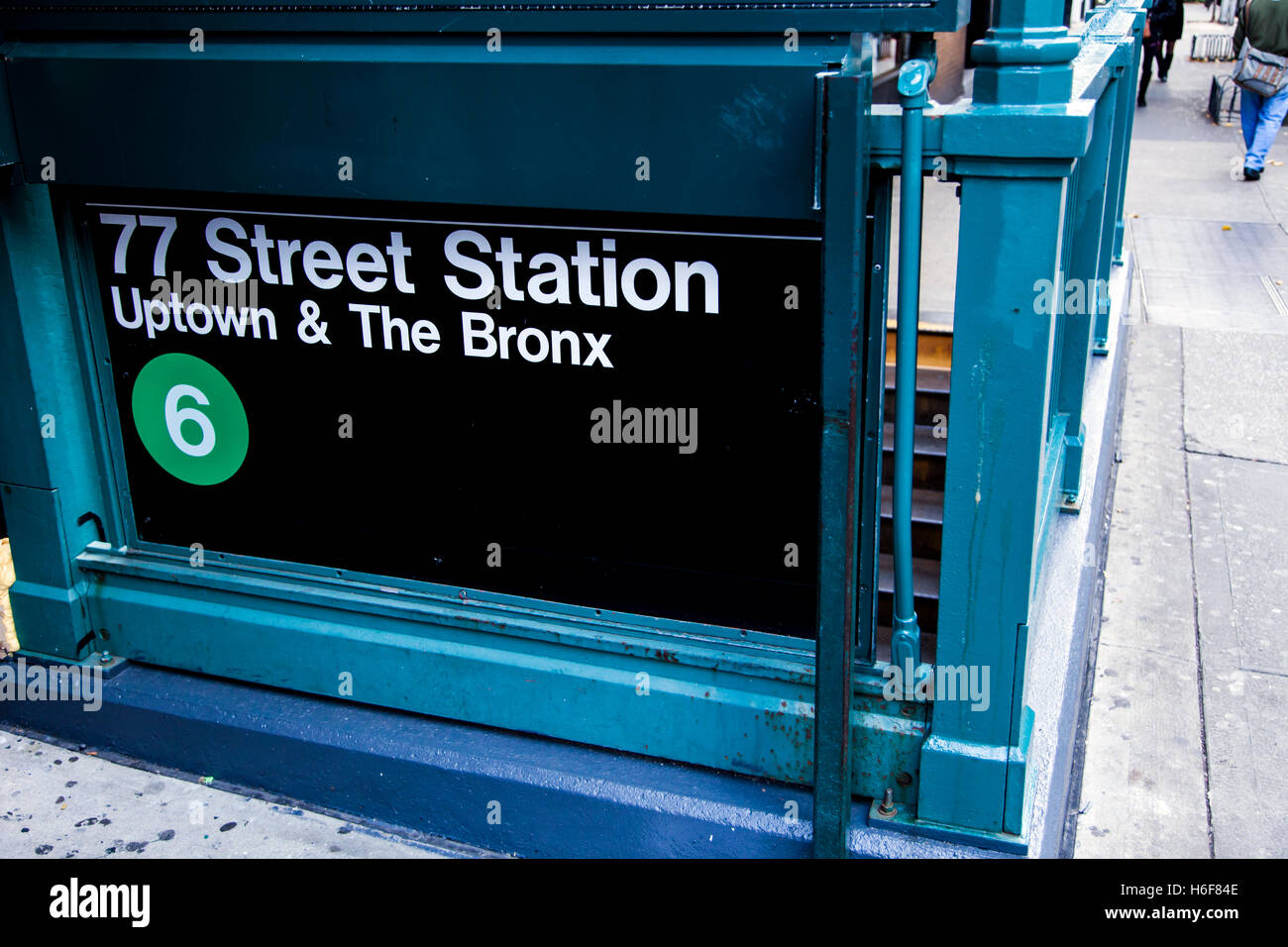 Entrance to bronx subway station hi-res stock photography and images ...