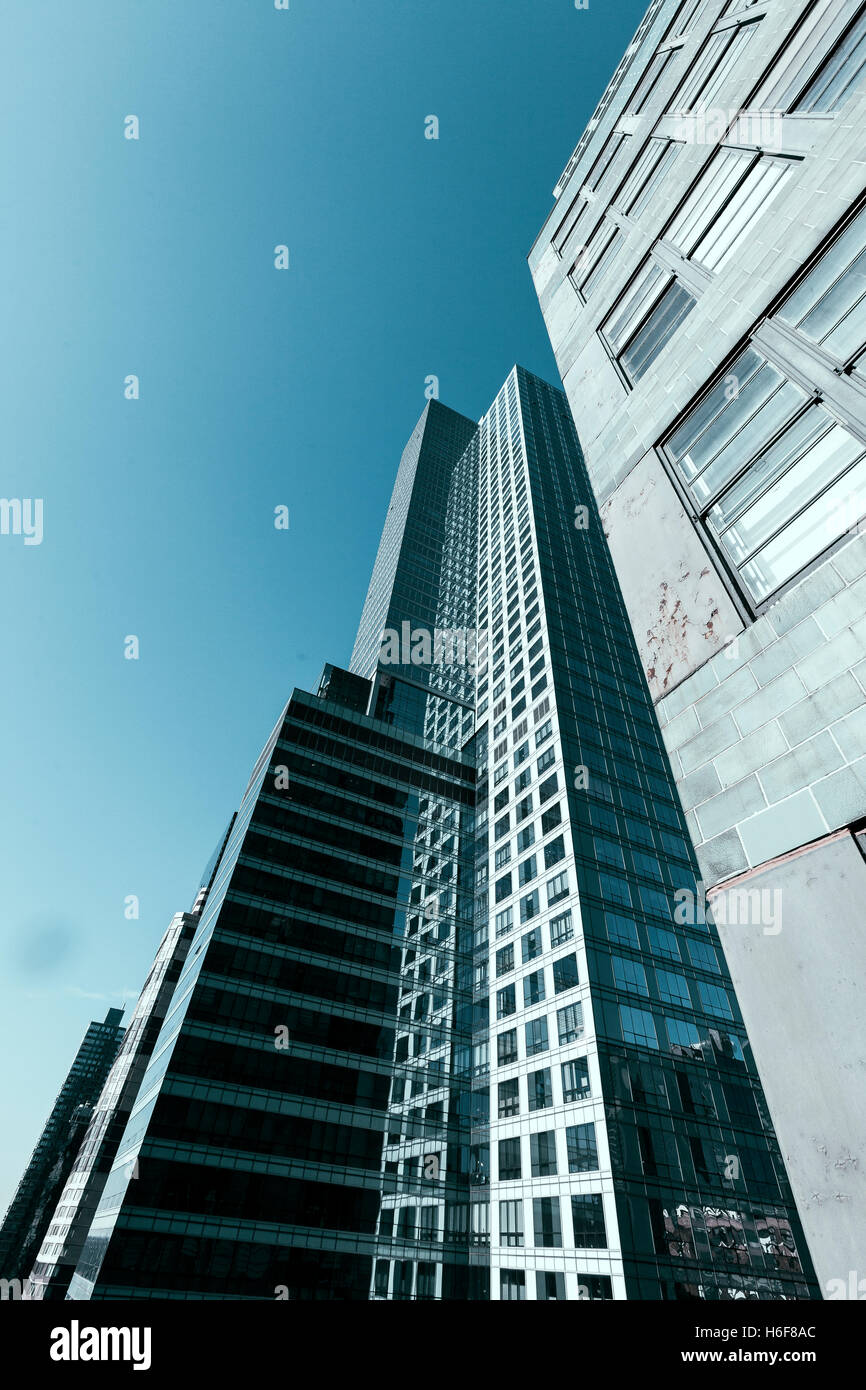 Low & wide angle view of skyscrapers in midtown Manhattan, New-York ...