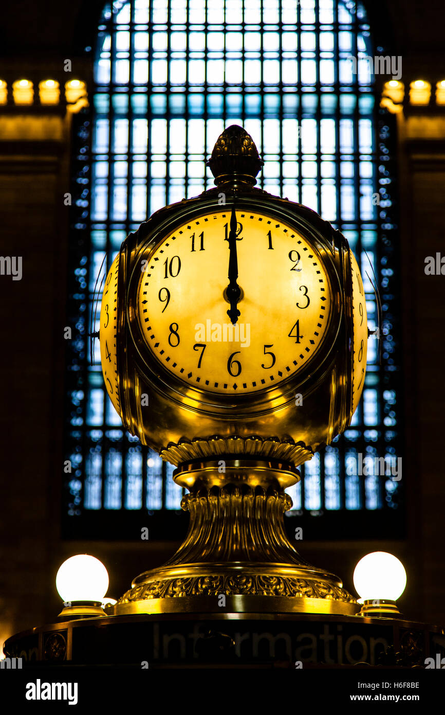 The famous clock of Grand Central Station in Manhattan, New-York Stock ...