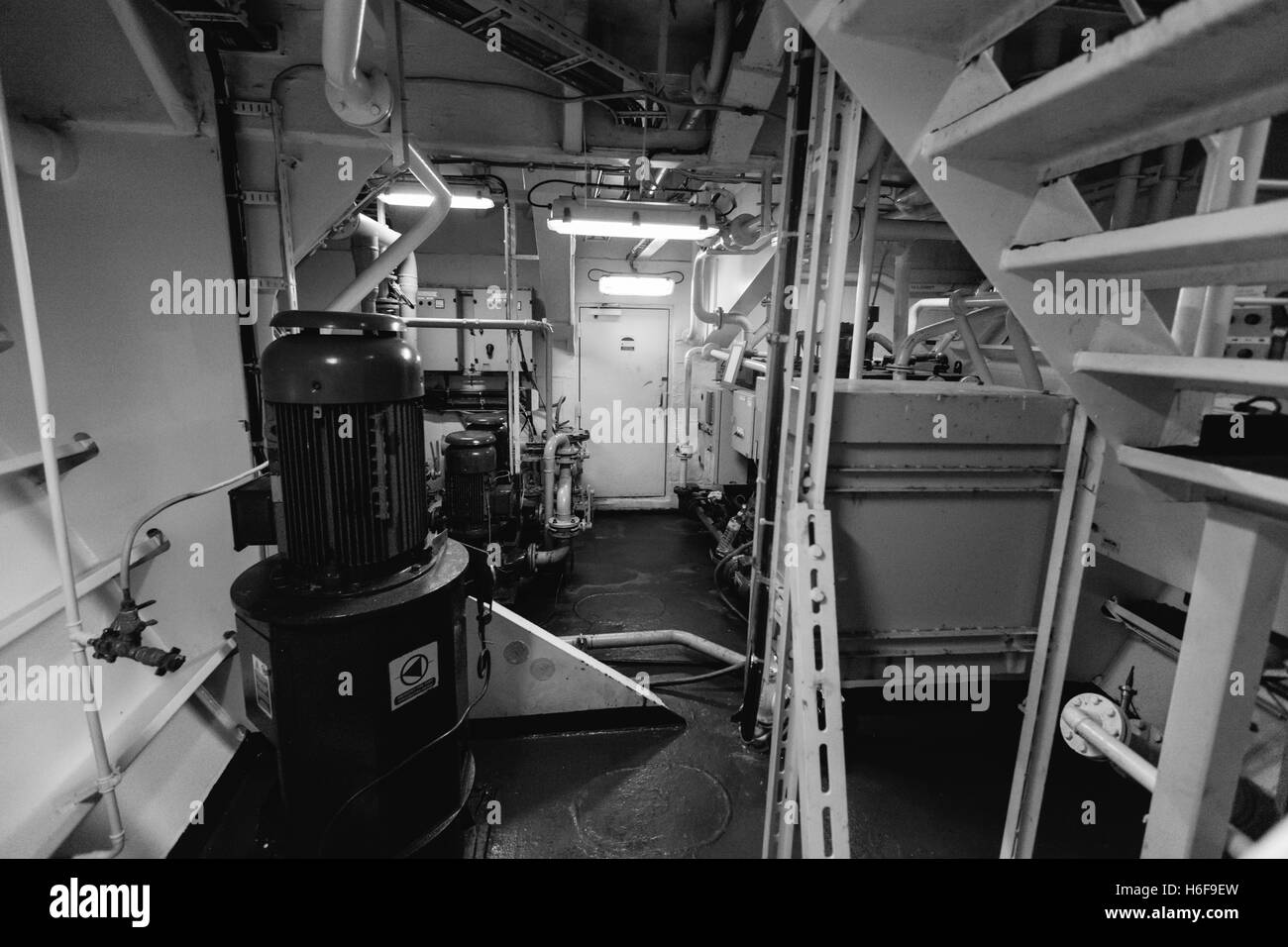 A cargo ship Black and White Stock Photos & Images - Alamy