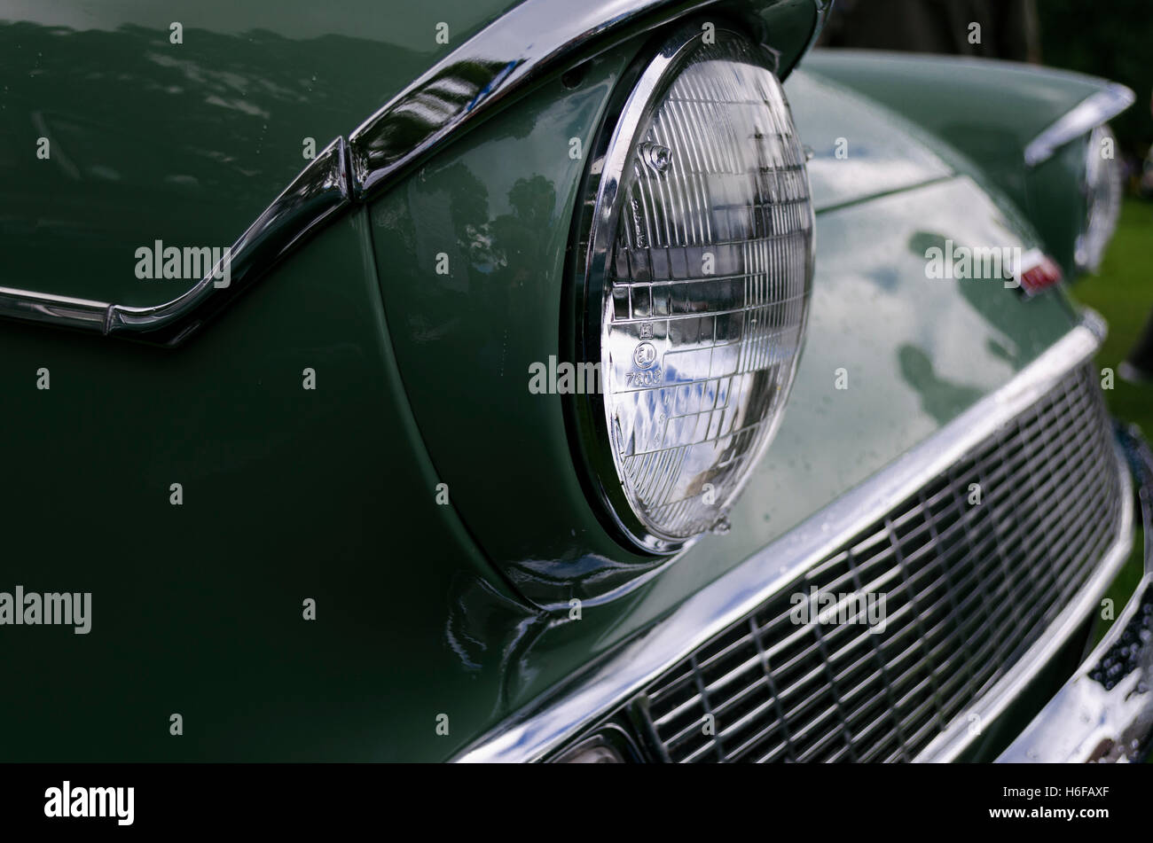 Ford anglia radiator grille hi-res stock photography and images - Alamy