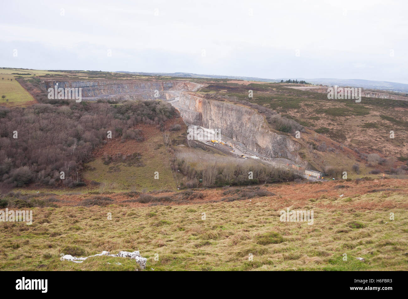 Quarry scene hi-res stock photography and images - Alamy