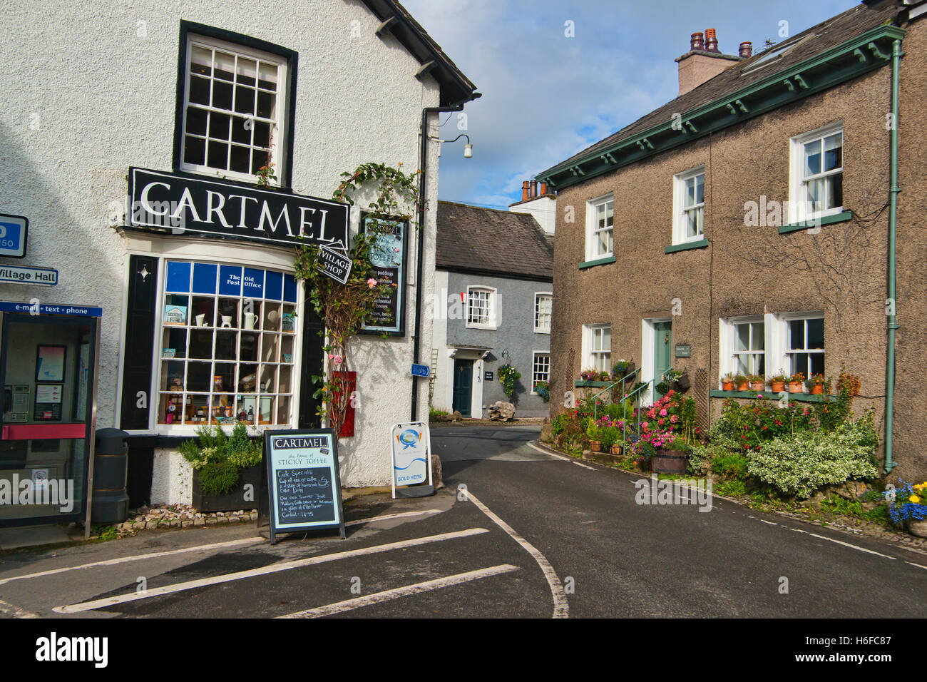 Cartmel cumbria village hi-res stock photography and images - Alamy