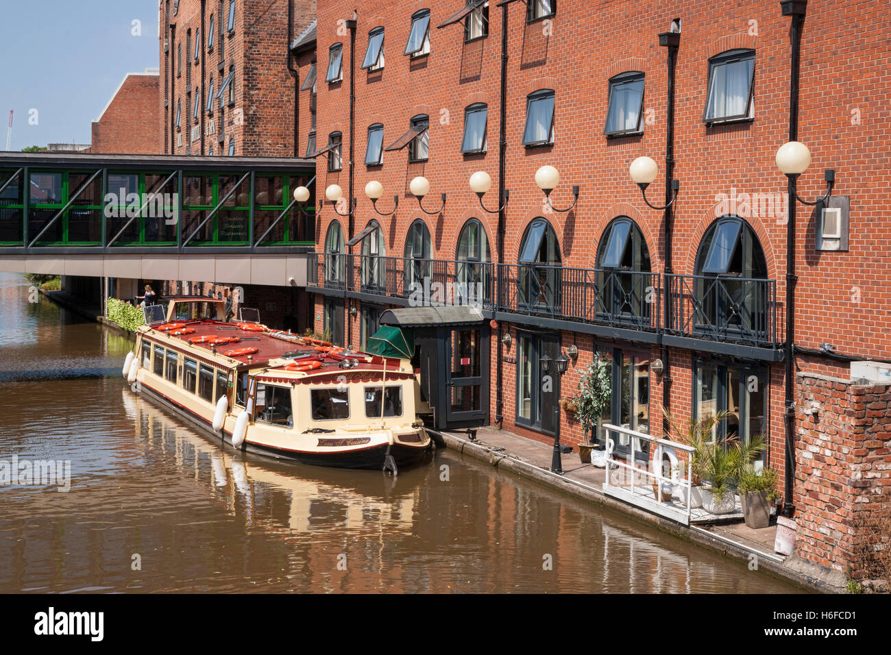 Chester shropshire union canal hi-res stock photography and images - Alamy