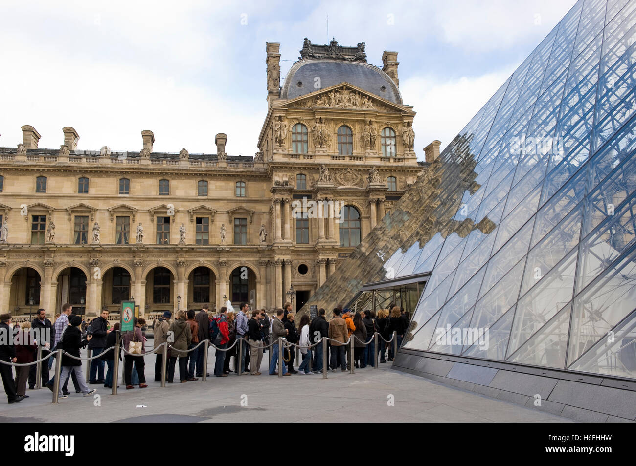 Louvre facades hi-res stock photography and images - Alamy