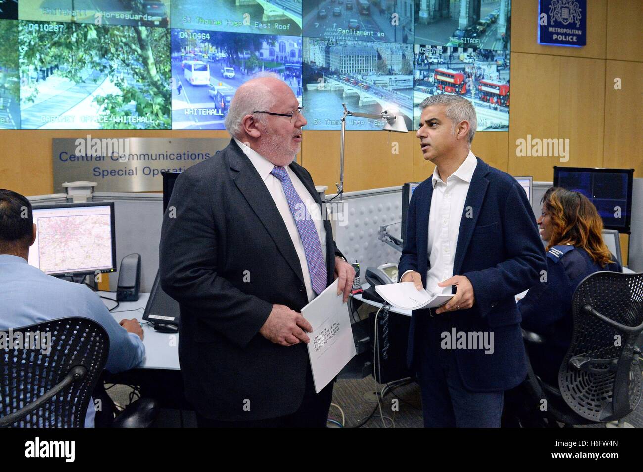 Lord toby harris hi-res stock photography and images - Alamy