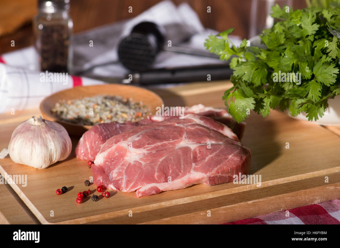 Steak on rustic board hi-res stock photography and images - Alamy