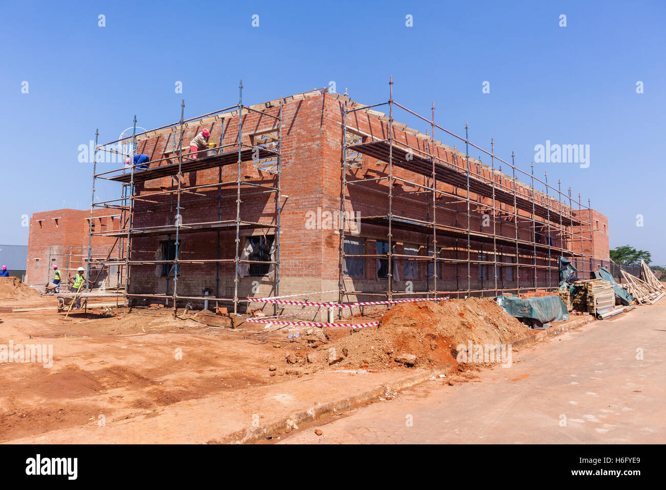 Building construction halfway photo progress of brick work roof ...