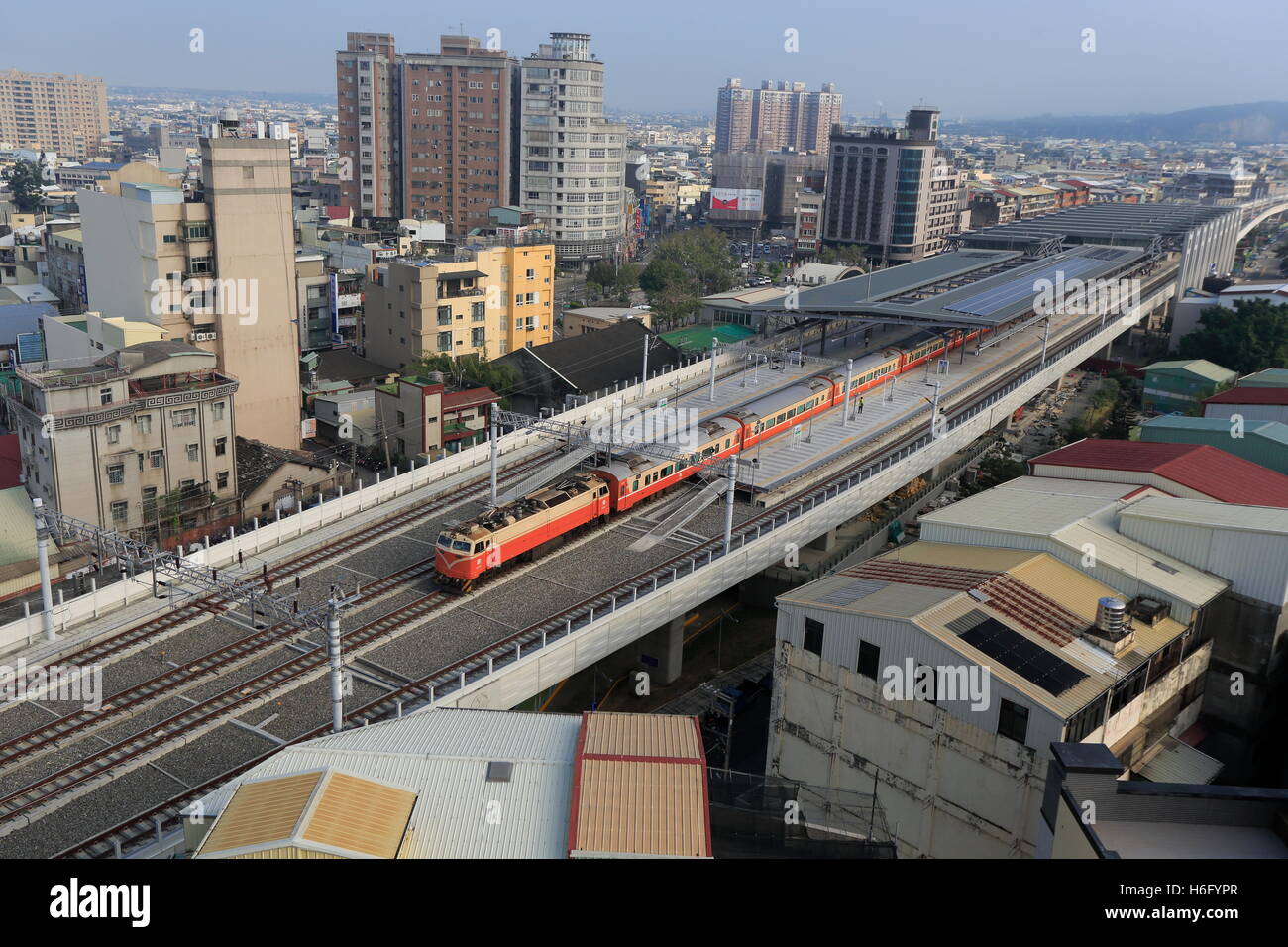New train station in Taichung, Taiwan Stock Photo - Alamy