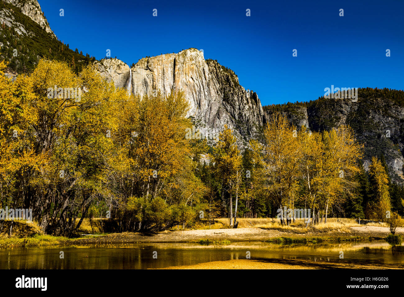Merced river horsetail falls hi-res stock photography and images - Alamy