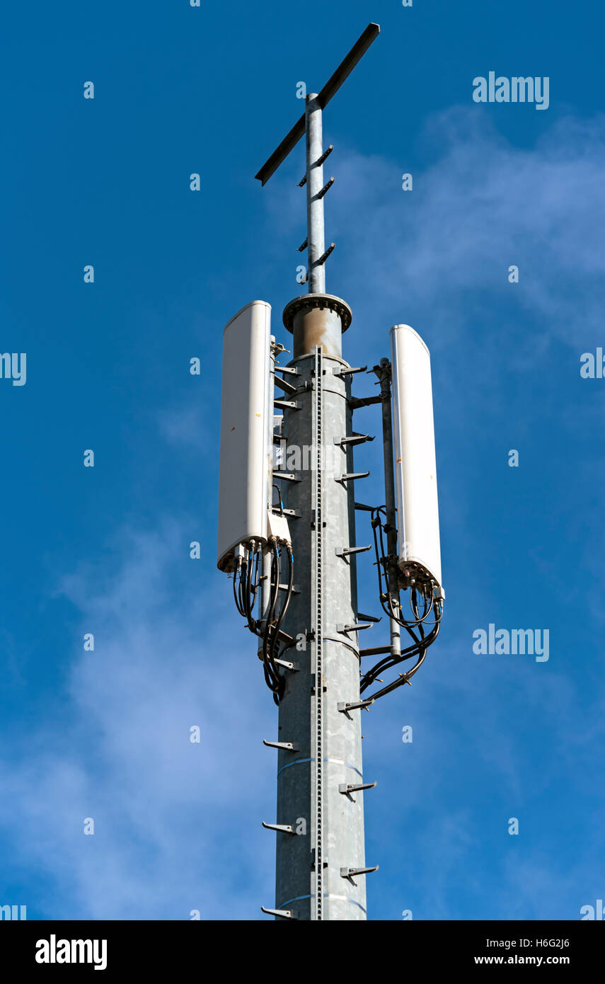 Mobile Phone Antenna Signals High Resolution Stock Photography and ...