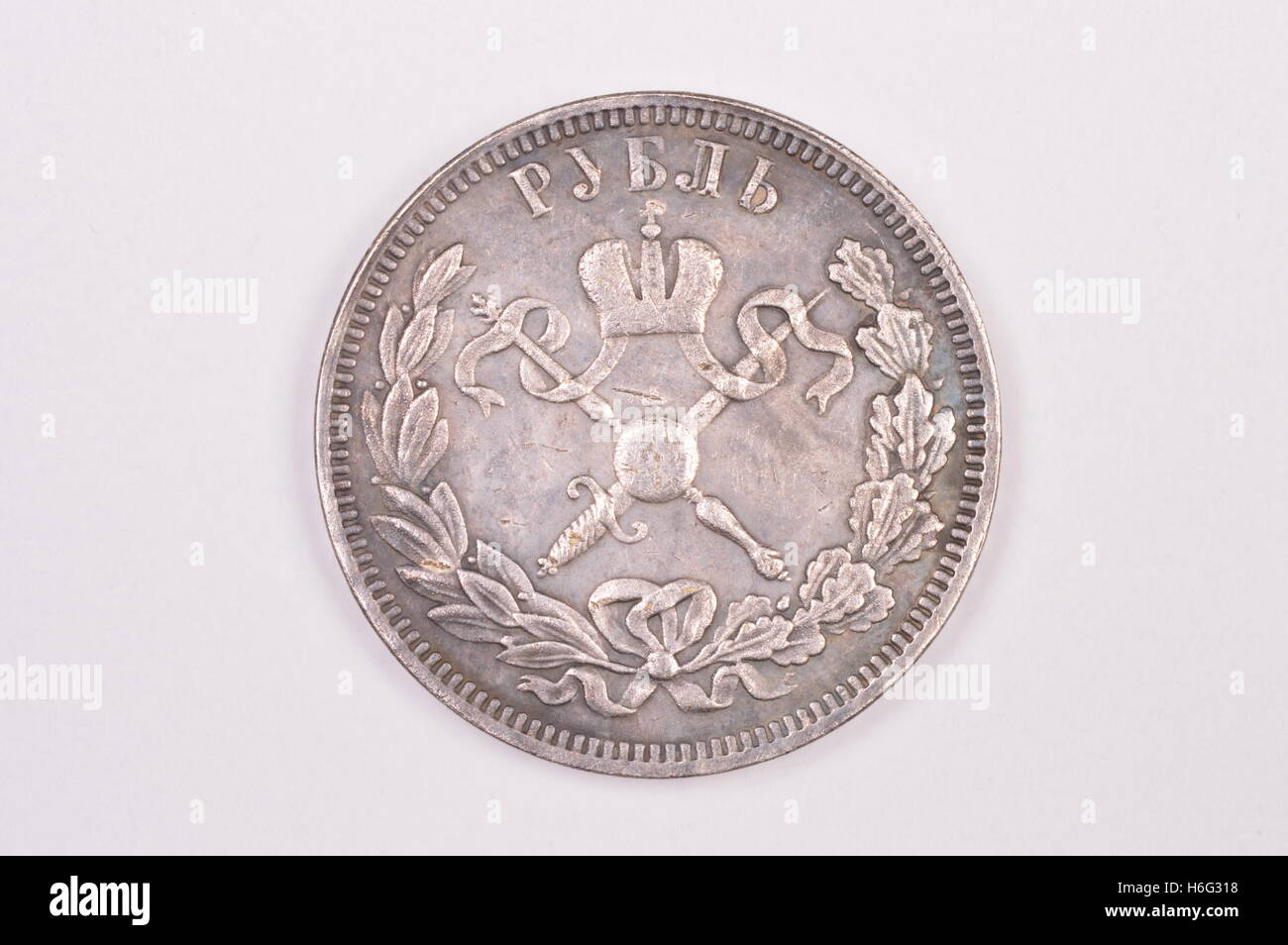 Silver coins texture hi-res stock photography and images - Alamy