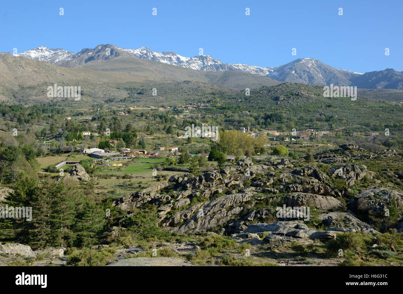 Hamlet village settlement hi-res stock photography and images - Alamy