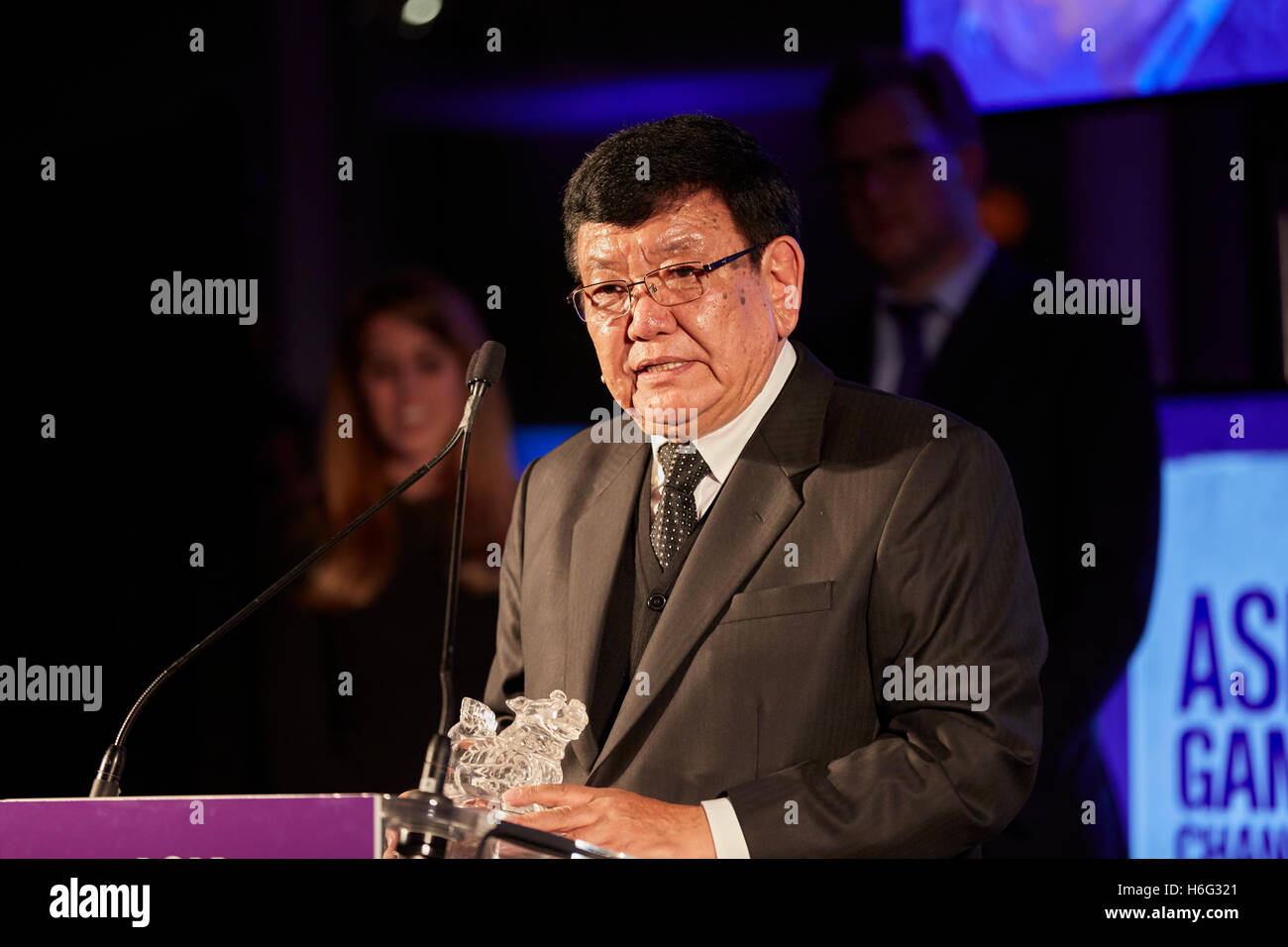 Sanduk ruit hi-res stock photography and images - Alamy