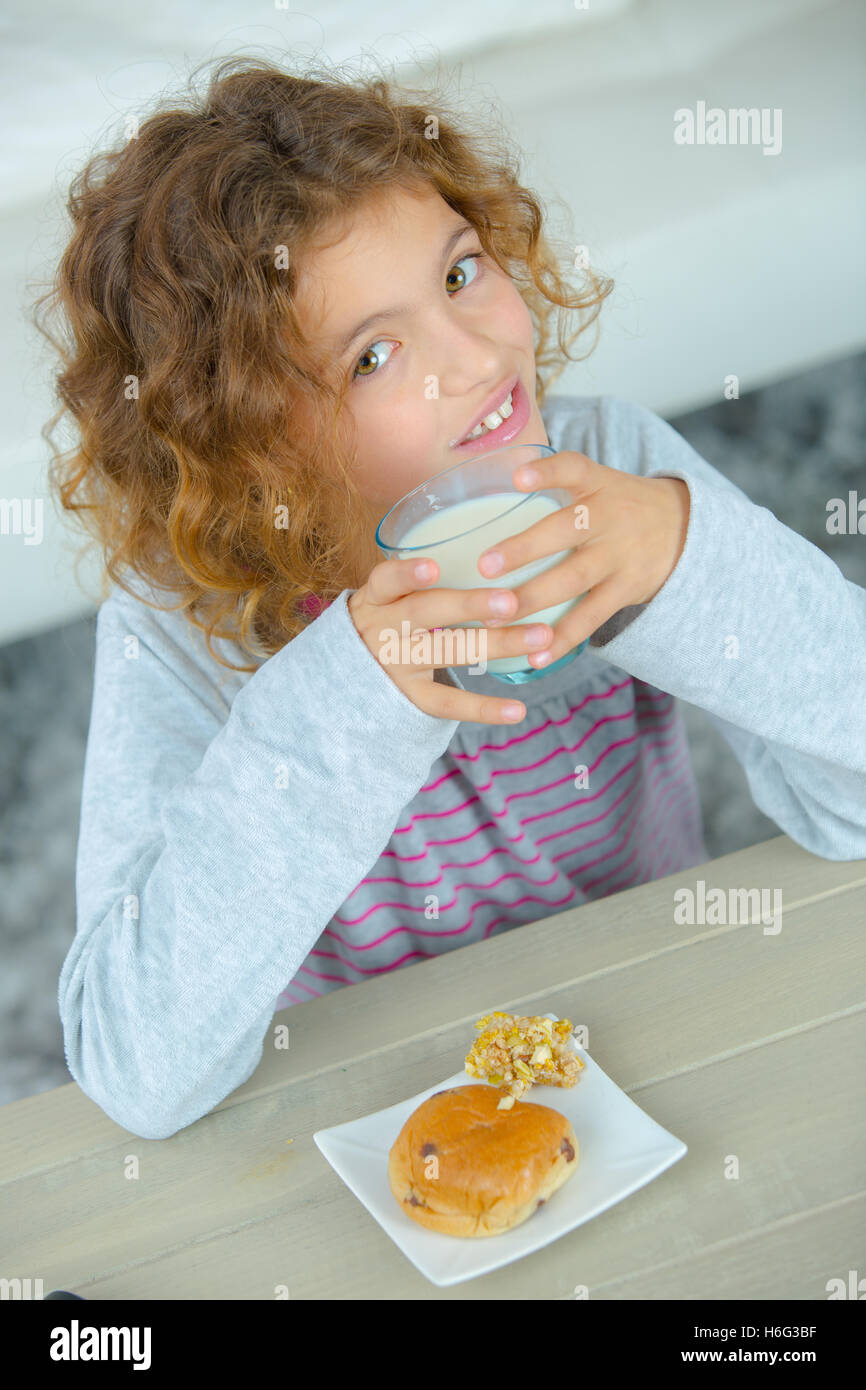 child drinking milk Stock Photo - Alamy