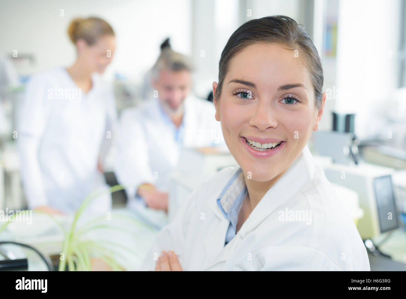 Portrait of female lab worker Stock Photo - Alamy