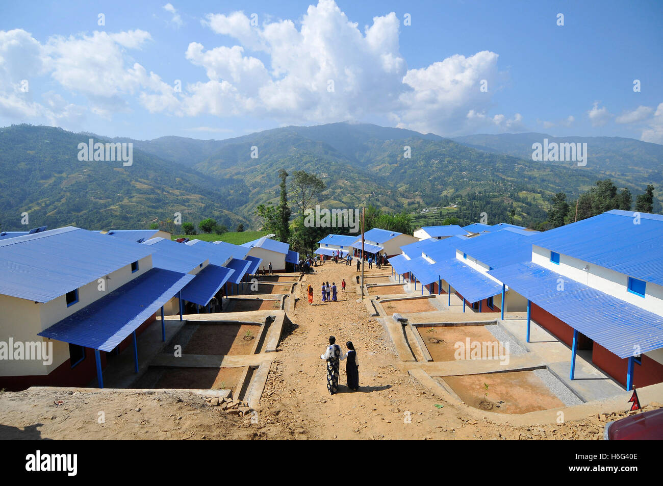 Sindhupalchowk, Nepal. 28th Oct, 2016. Houses of the Giranchaur ...