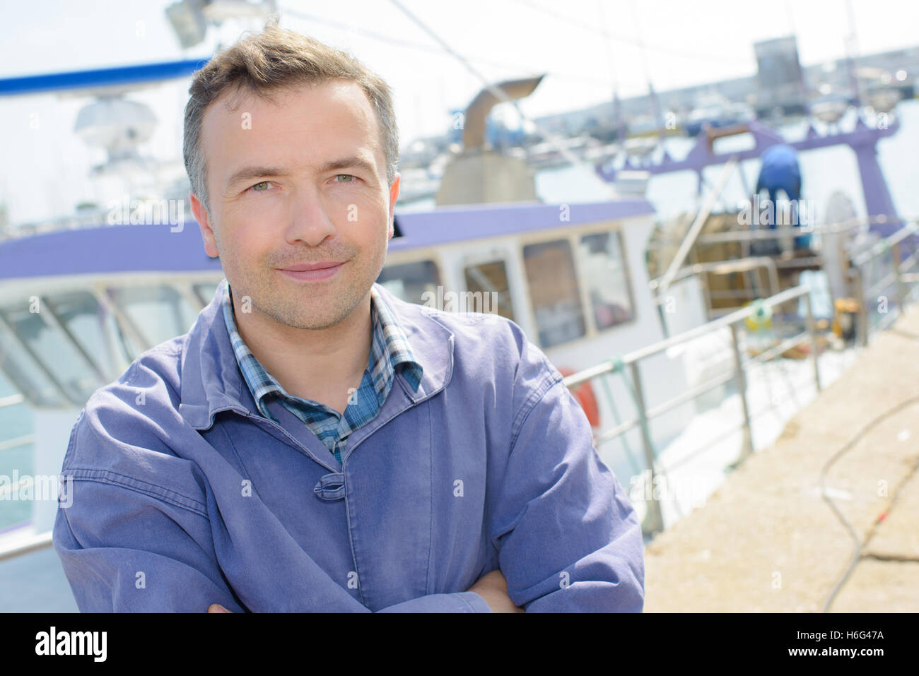 Face of ship hi-res stock photography and images - Alamy