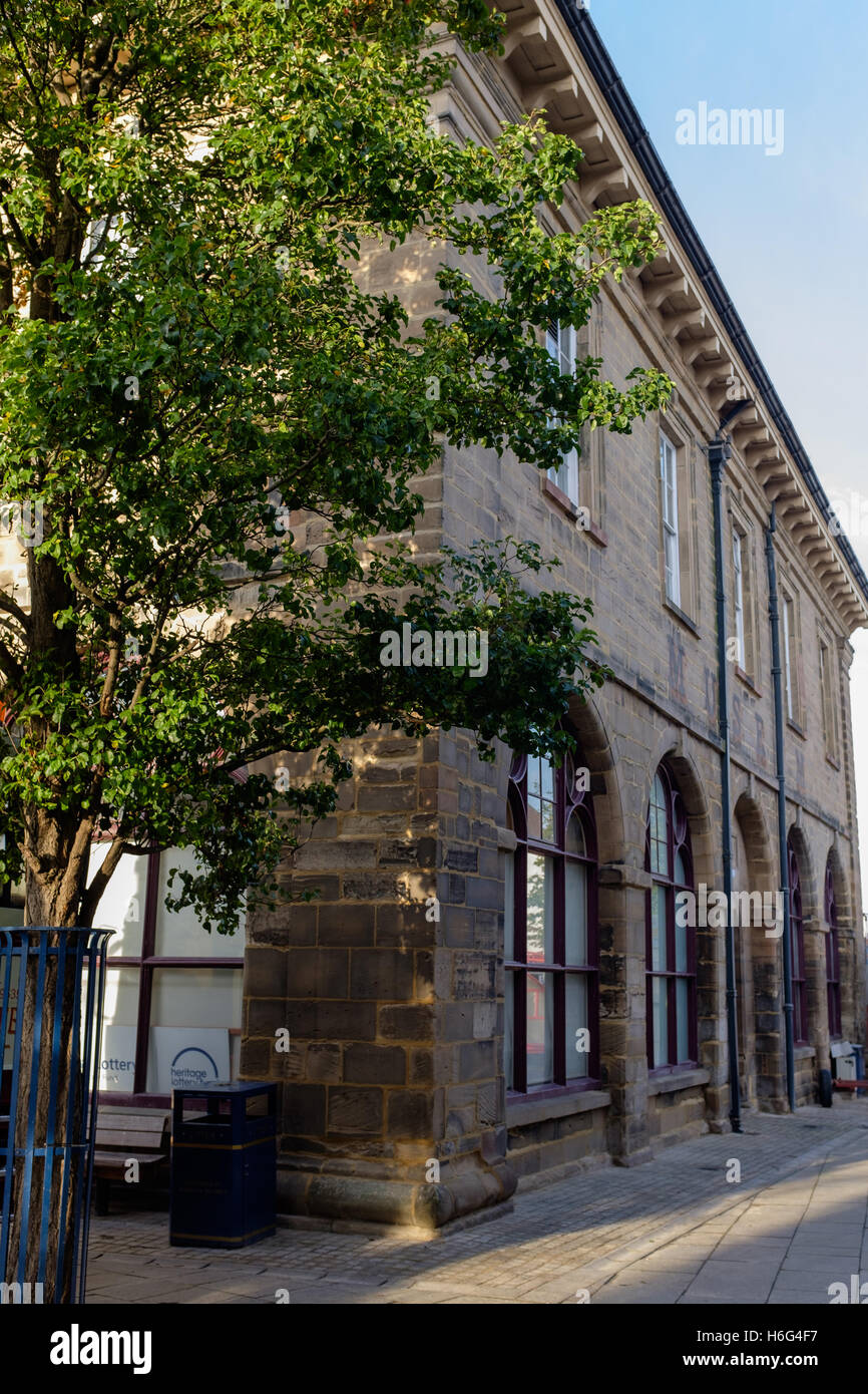 Warwick Town Hall High Resolution Stock Photography and Images - Alamy