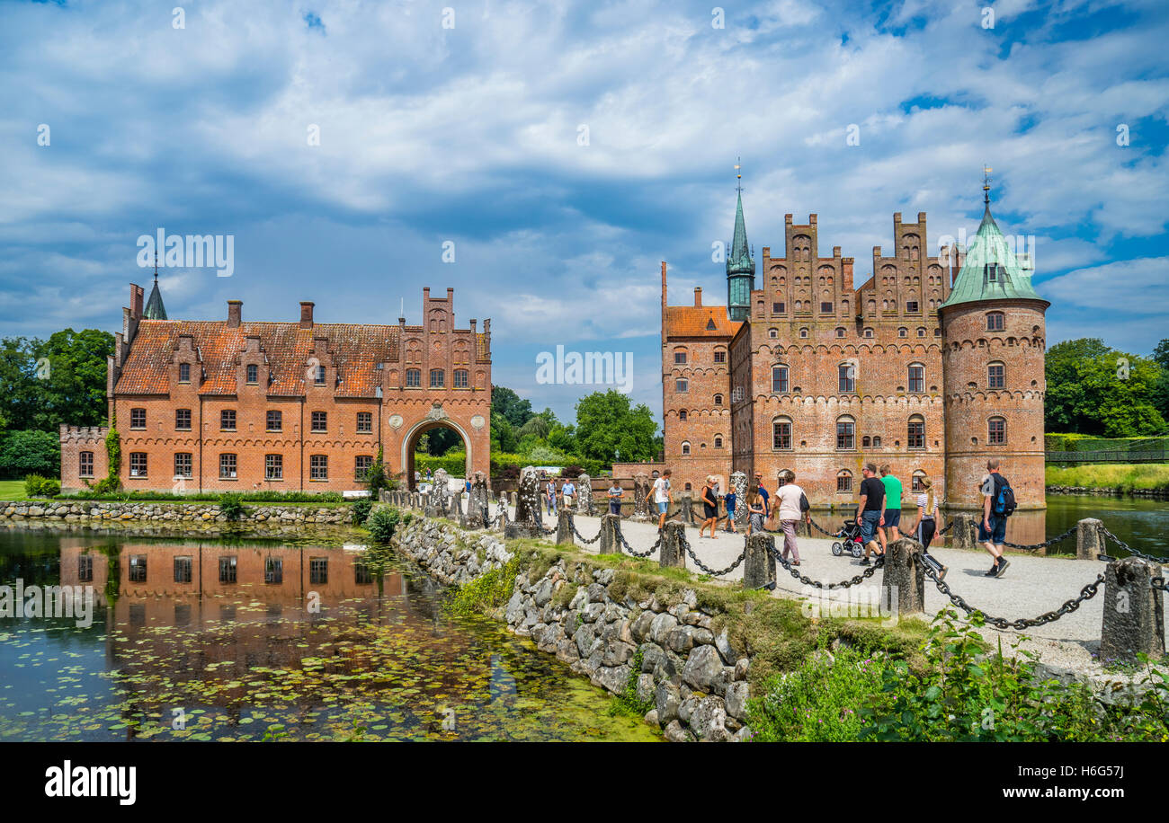 Denmark, Funen, Egeskov Slot, view of the 16th century Renaissance ...