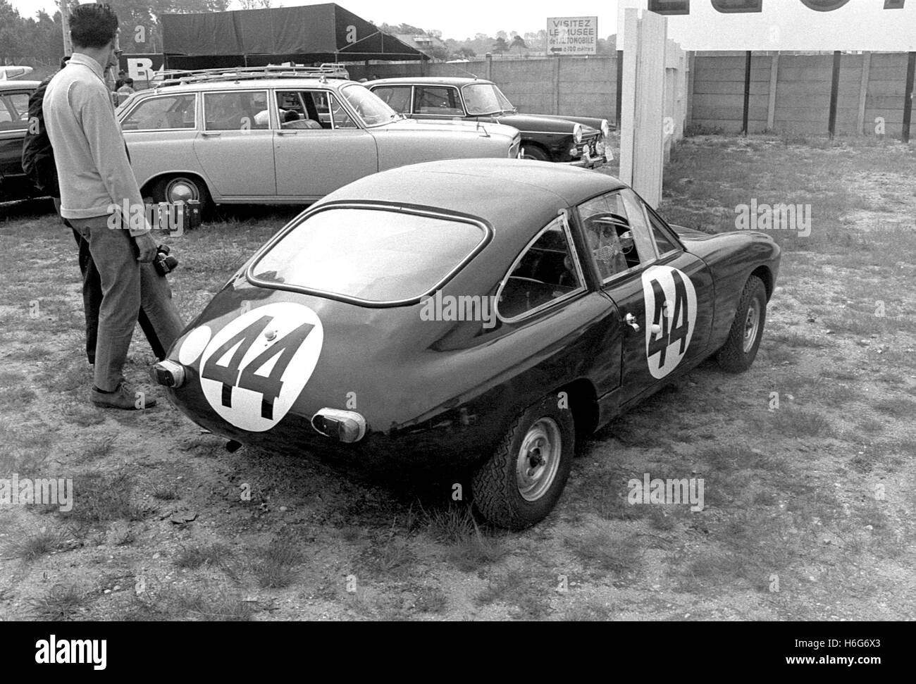 Vintage le mans hi-res stock photography and images - Alamy