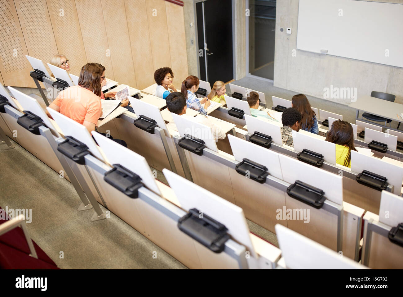 University lecture hall hi-res stock photography and images - Alamy