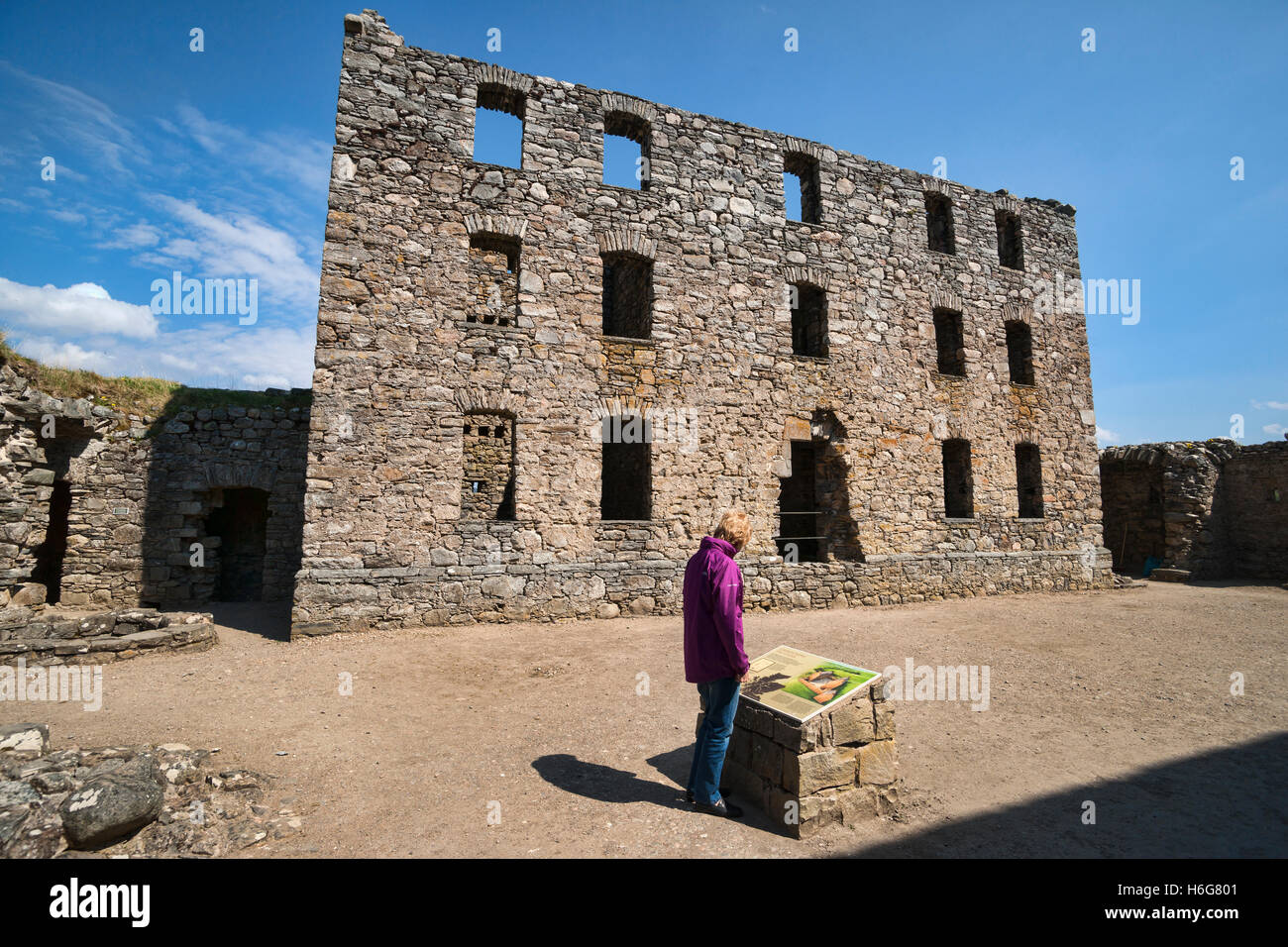 Ruthven barracks kingussie scotland hi-res stock photography and images ...