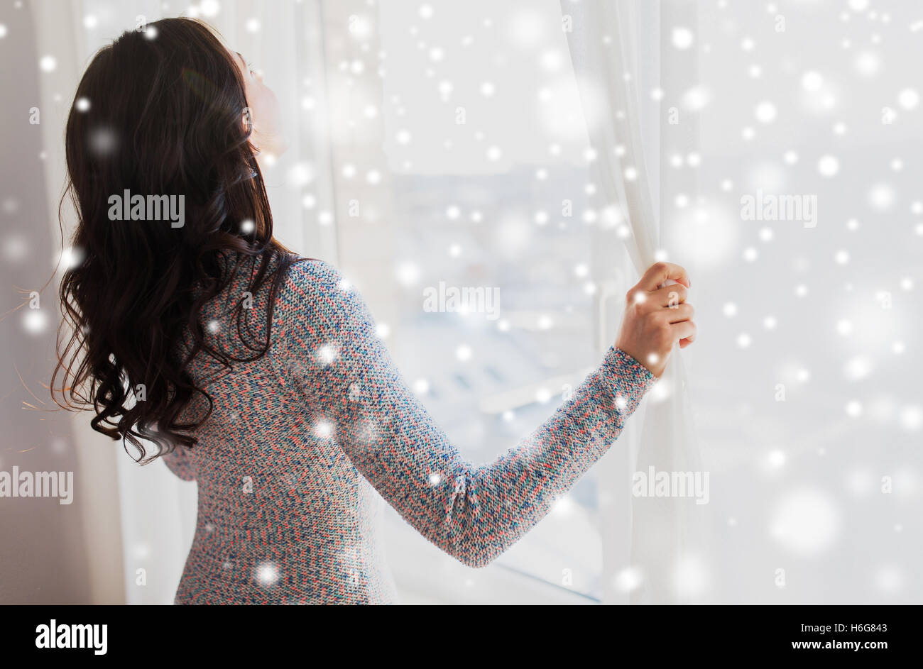 Opening window hi-res stock photography and images - Alamy