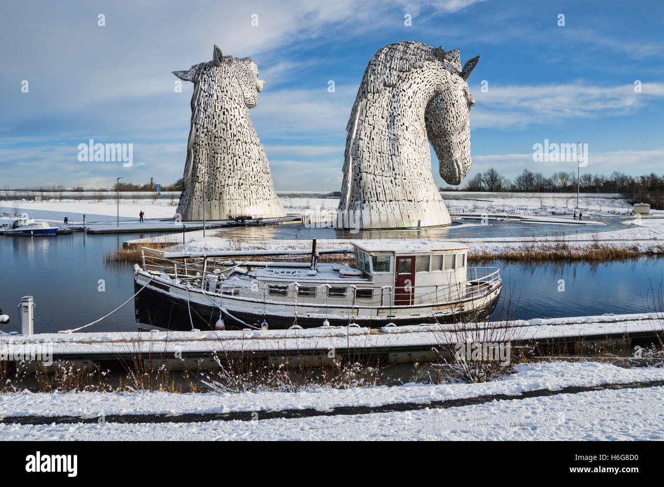 Kelpies Falkirk Snow High Resolution Stock Photography and Images - Alamy