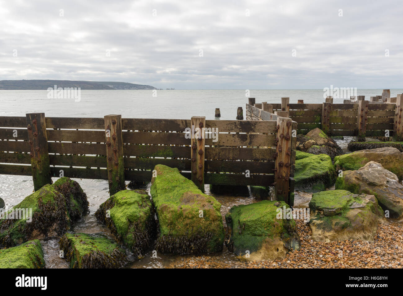 Looking towards the Isle of Wight from Hurst Point, Hampshire Stock ...