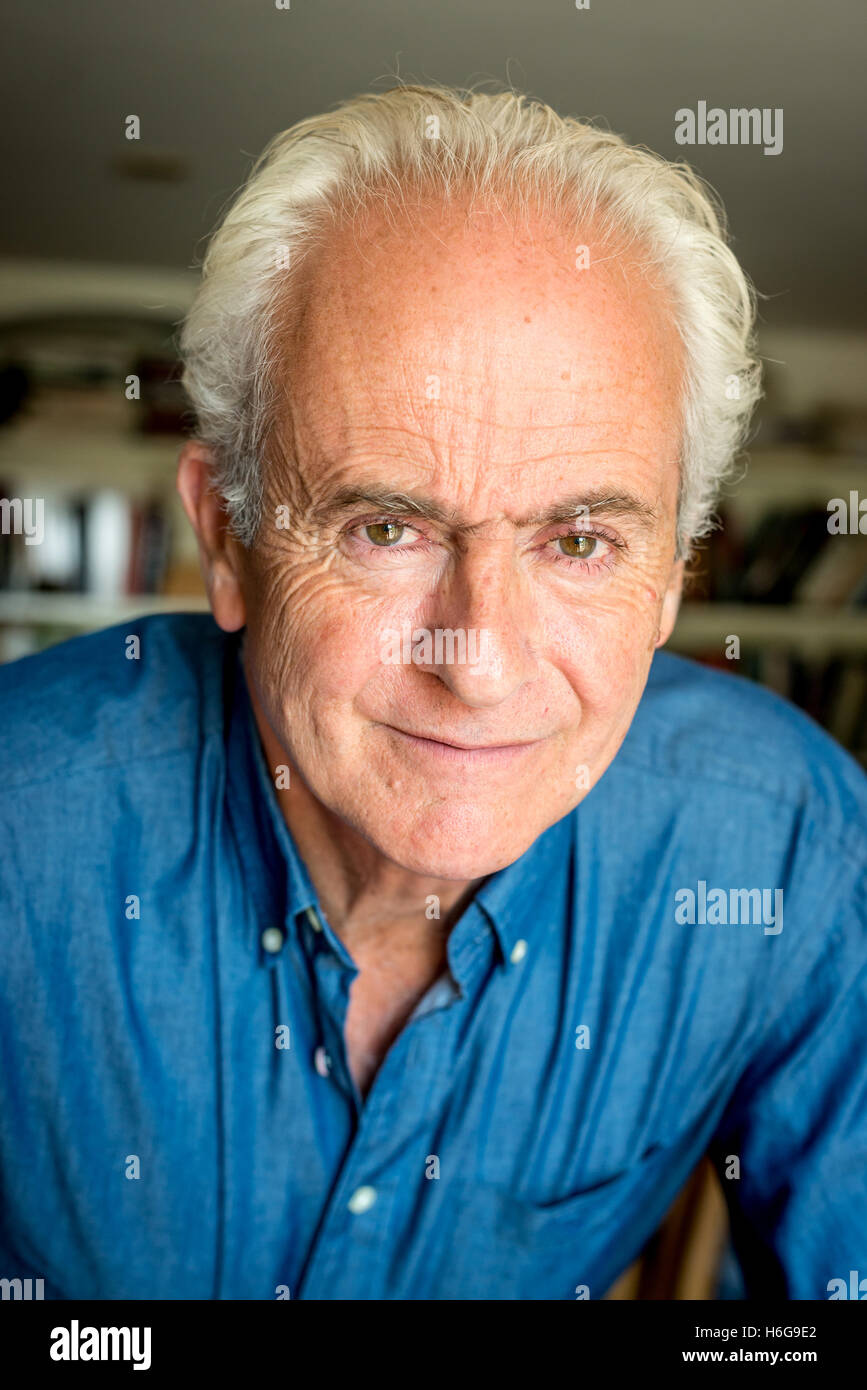 Journalist and author Nick Davies, from Lewes, East Sussex Stock Photo ...