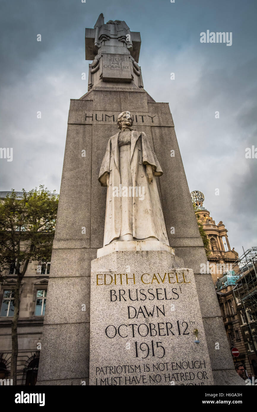 Edith cross hi-res stock photography and images - Alamy