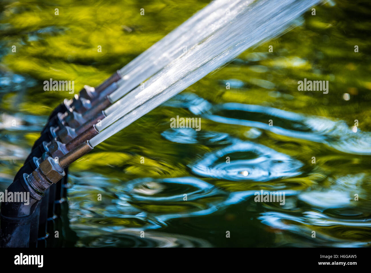 High line water feature hi-res stock photography and images - Alamy