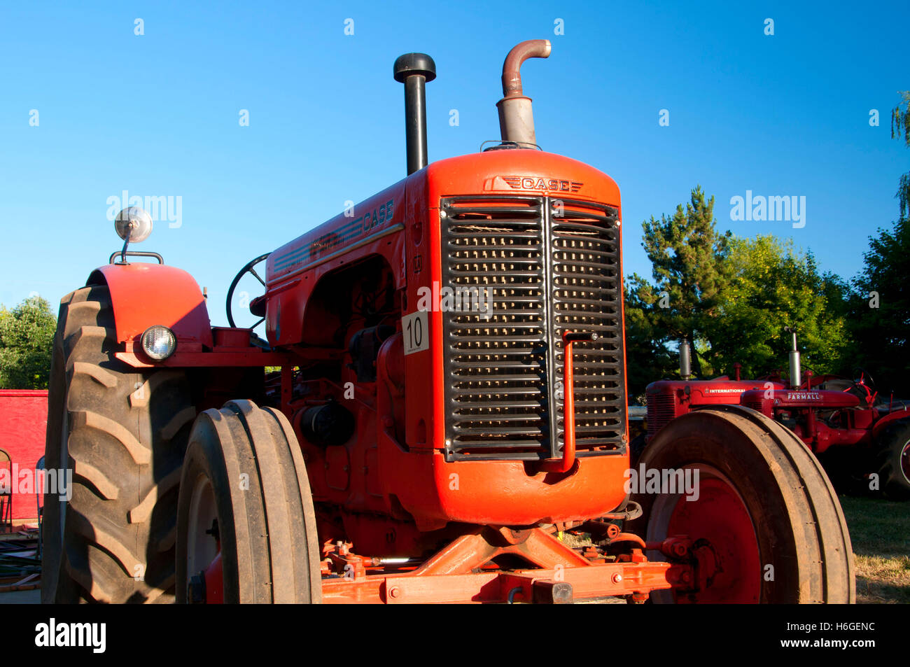 Case la tractor hi-res stock photography and images - Alamy