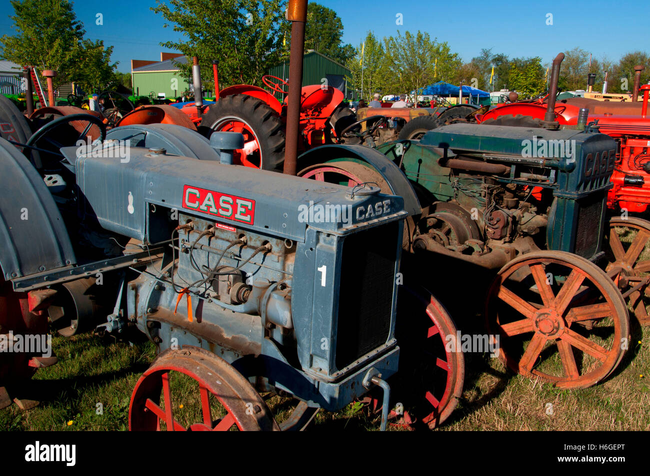 Case tractors hi-res stock photography and images - Alamy