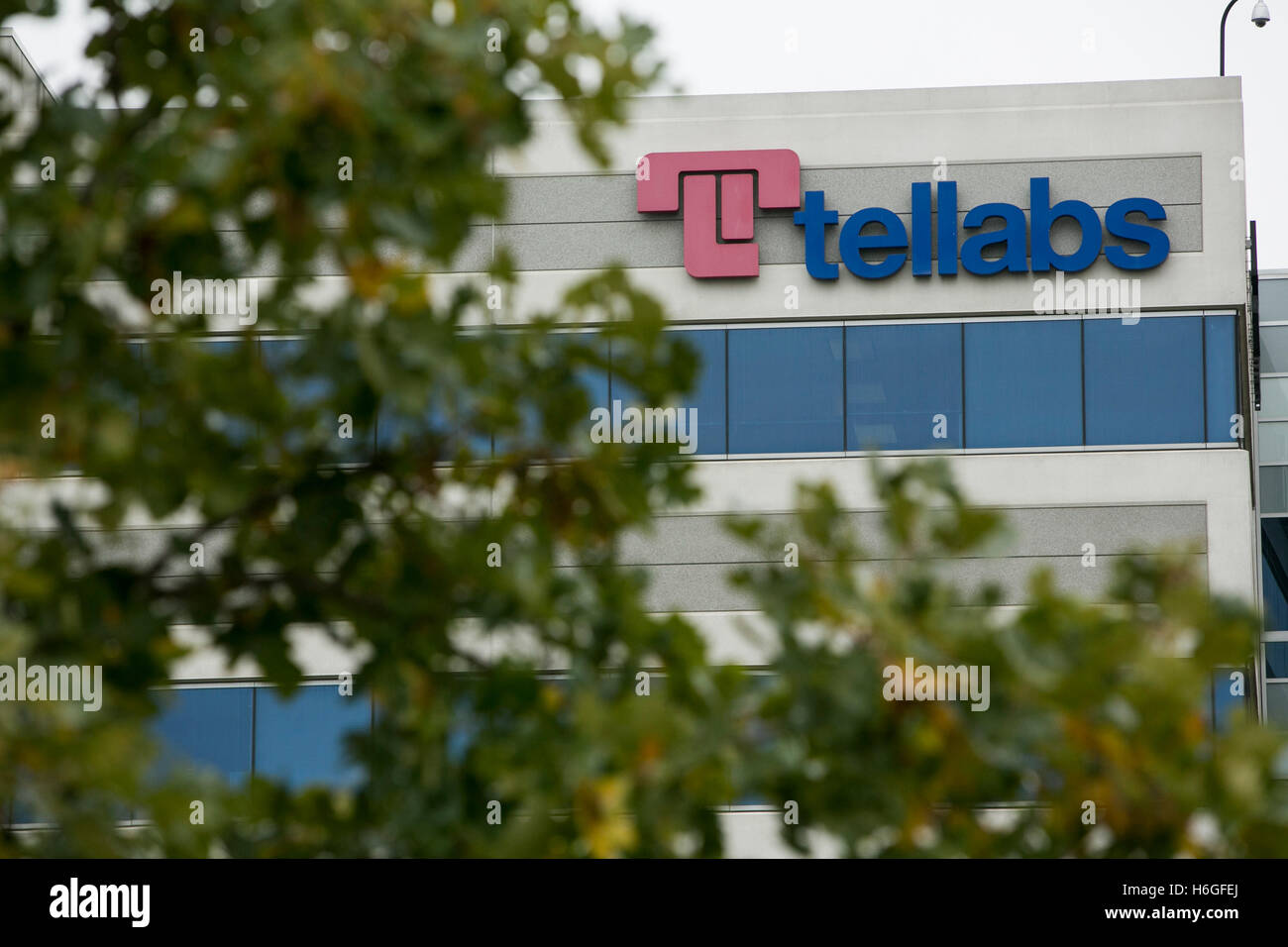 Tellabs hi-res stock photography and images - Alamy